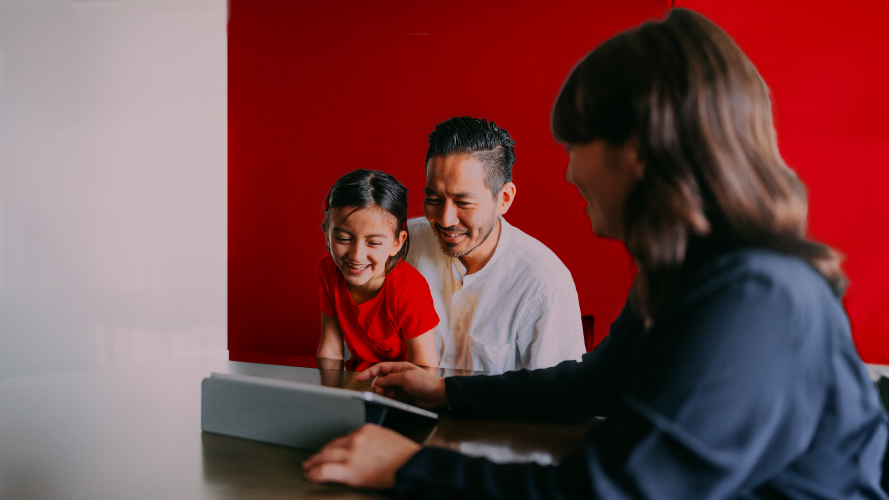 Cover For You and Your Family | Protection - HSBC MY Amanah